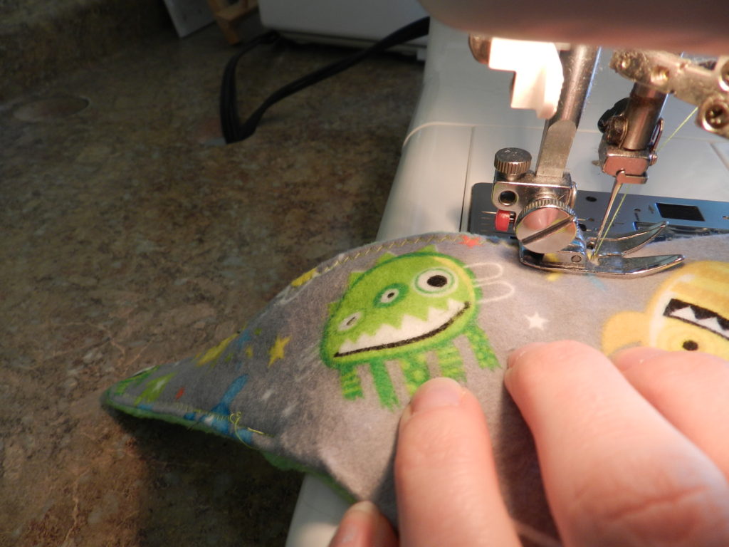 How to make a binky bib in 20 minutes | Sassy Cassy's