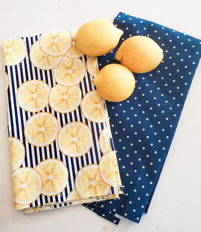 Sew A Pocket Apron in 9 Easy Steps! | Sassy Cassy's