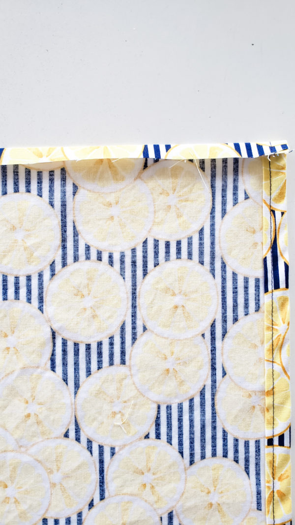 Sew A Pocket Apron in 9 Easy Steps! | Sassy Cassy's