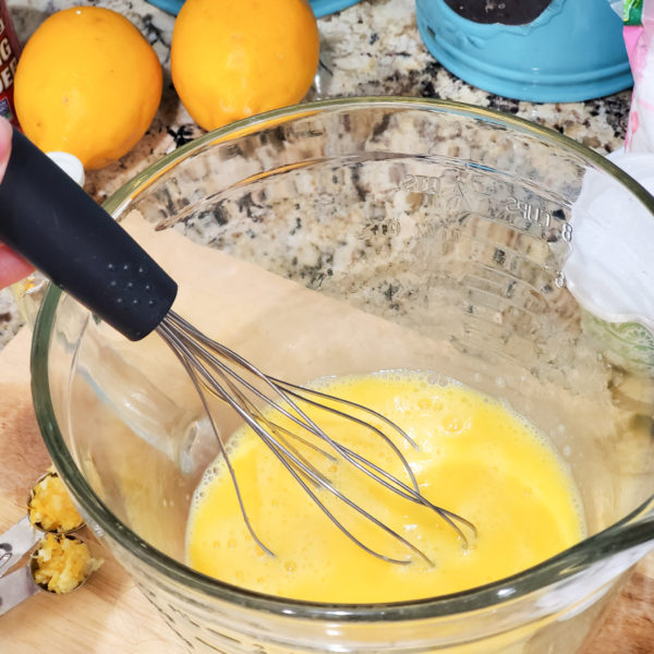 The Most Amazing Lemon Squares – Sassy Cassy's