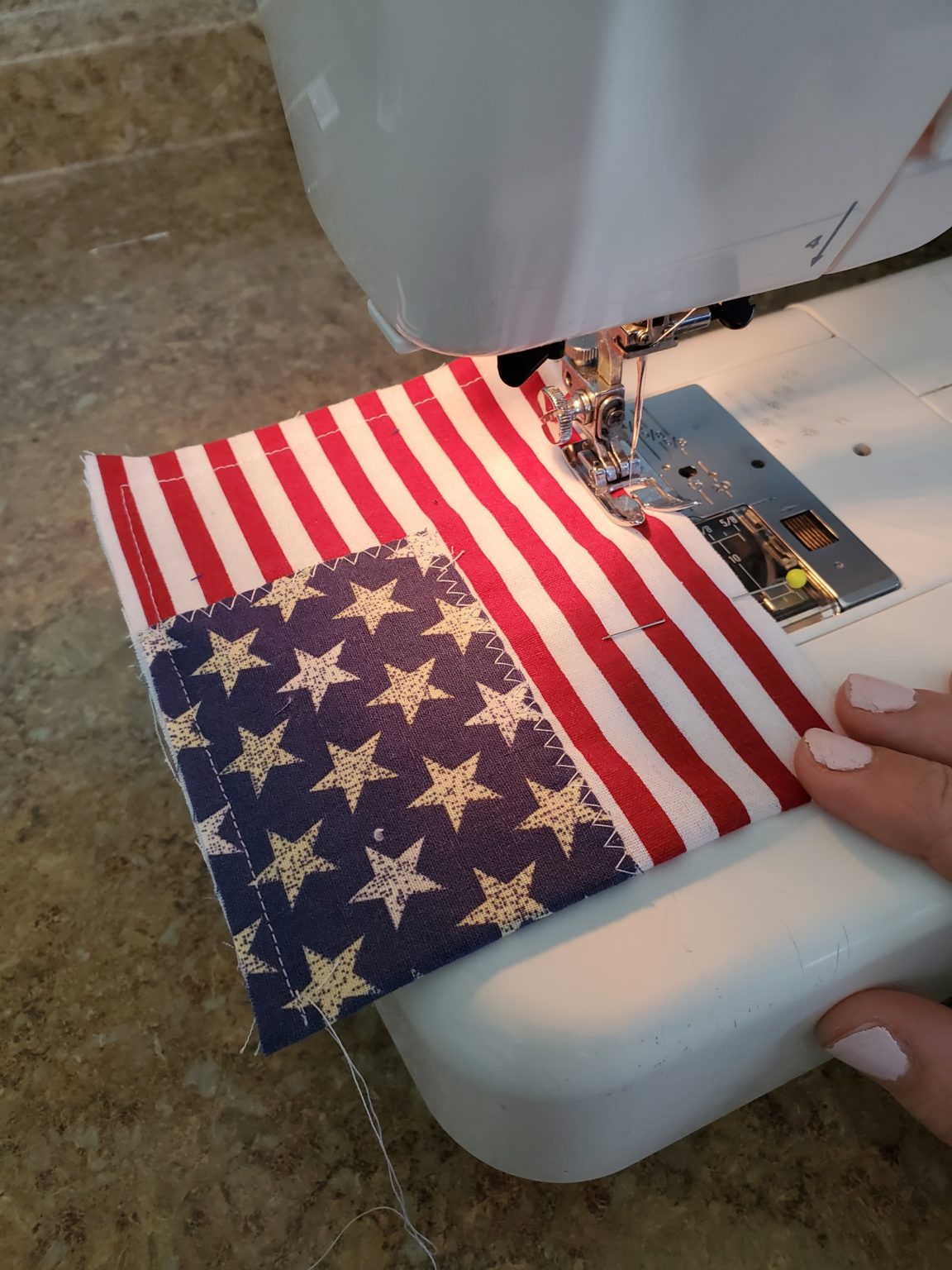How Sew Patriotic Flags Using Fabric Scraps | Sassy Cassy's