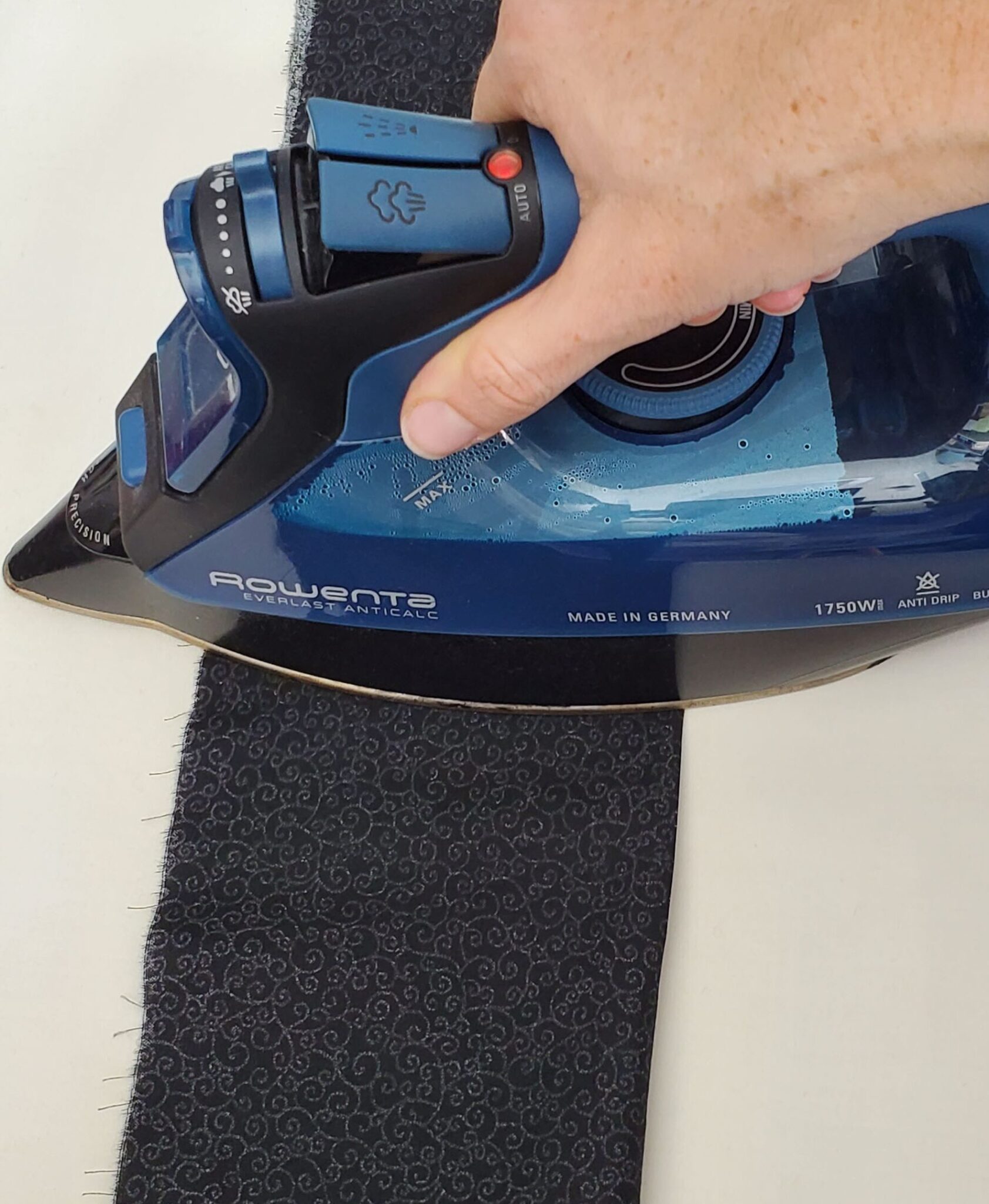 How to Sew a Simple Block Skirt (With French Seams) | Sassy Cassy's