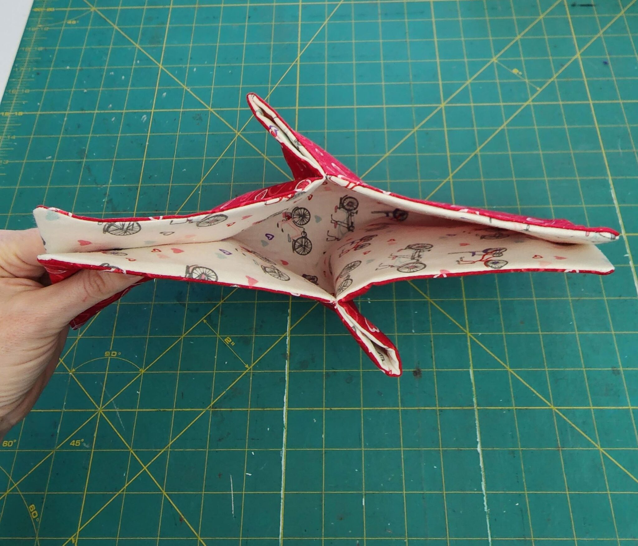 How To Sew A Fabric Box | Sassy Cassy's