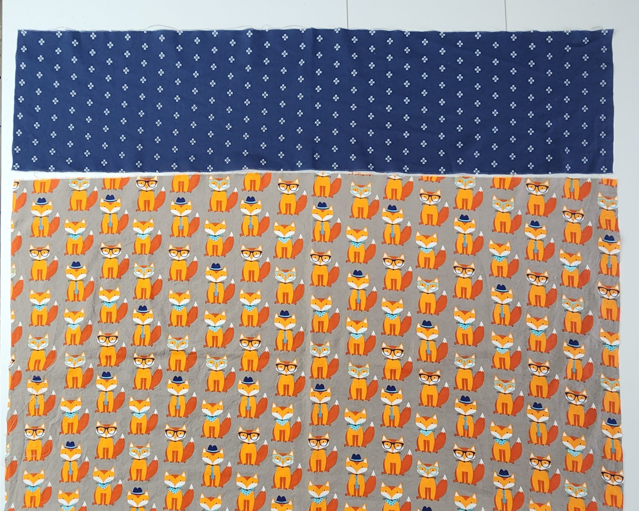 Sewing A Pillowcase In 4 Easy Steps | Sassy Cassy's